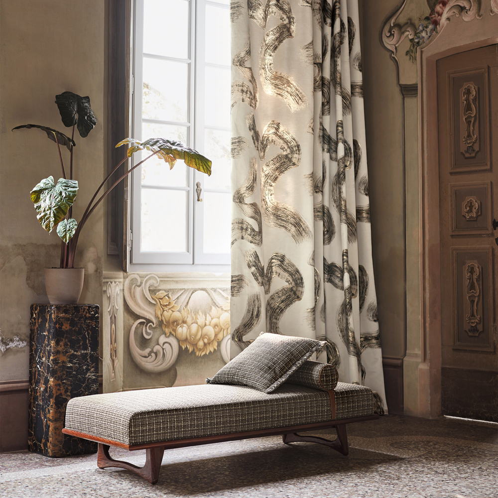 Tsauri Gilt - Oro fabric | Tsauri Fabrics | Black Edition