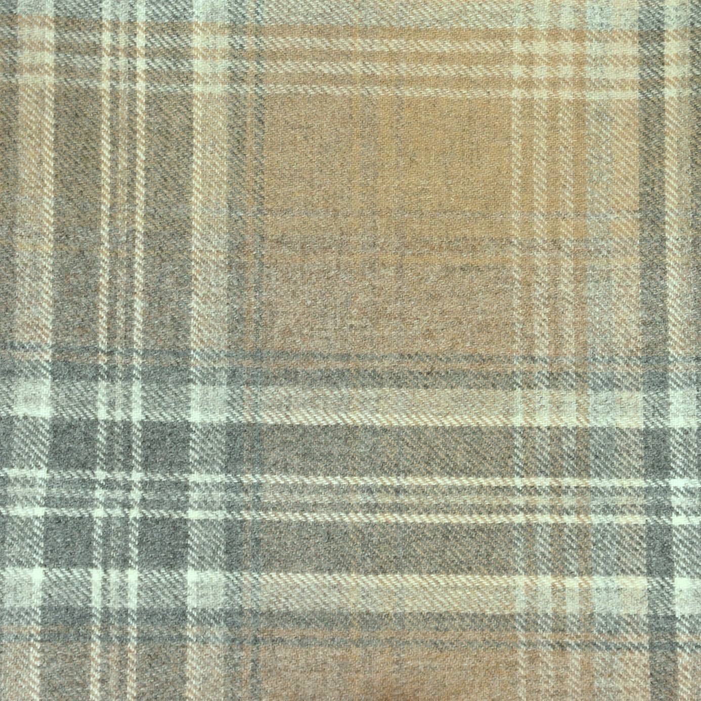 Balmoral - Beige fabric | Highland Wool | Chess Designs