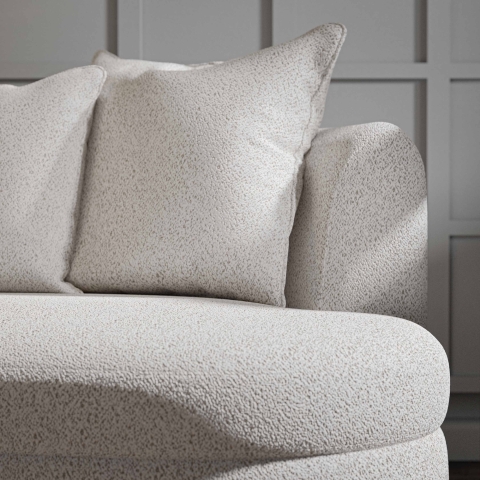 Everest - Ecru fabric | Boucle 11 | Warwick