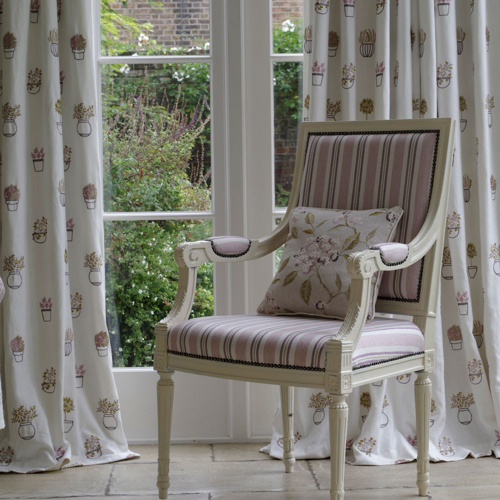 Hidcote - Natural fabric | Avebury | Clarke & Clarke
