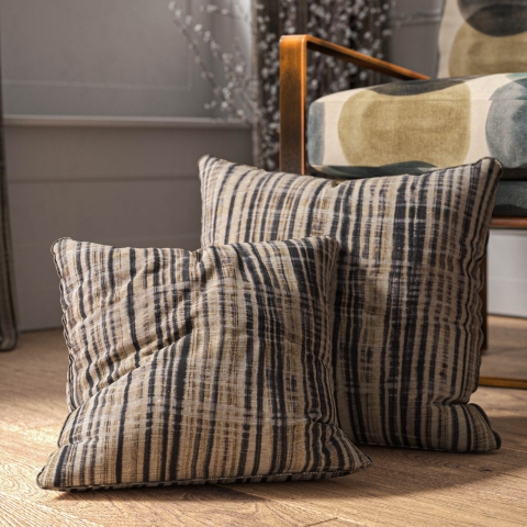 Hana - Lava fabric | Japonaise | Warwick