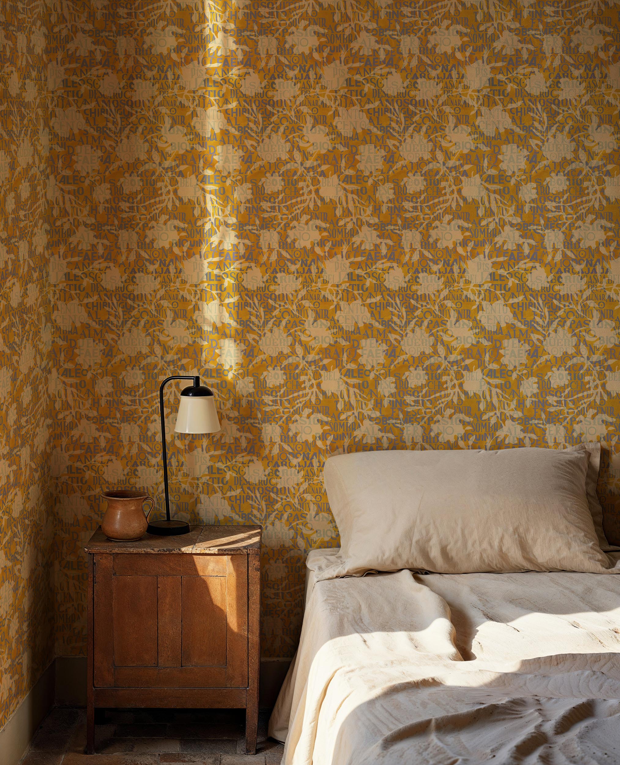 Jaleo - Yellow wallpaper | Solera | Tres Tintas