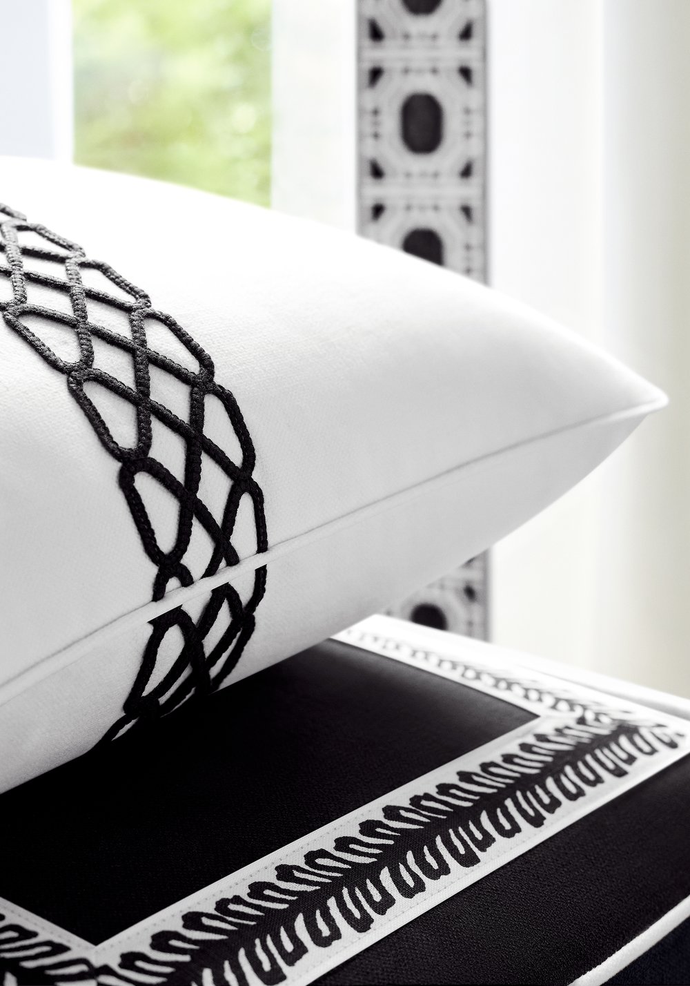 Thibaut Lenox Tape - Platinum | Trimmings