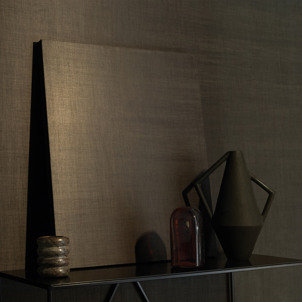 Sieta Tinto - Tonka wallpaper | Tsauri Wallcoverings | Black Edition