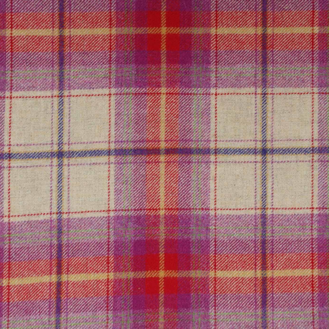 Balmoral - Blackcurrant fabric | Jardin | Chess Designs