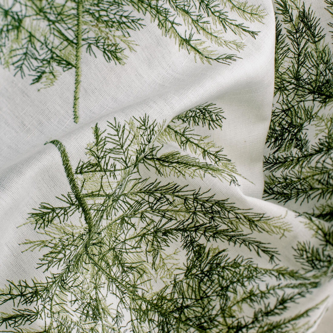 Brooklyn - Leaf fabric | Brooklyn | Andrew Martin