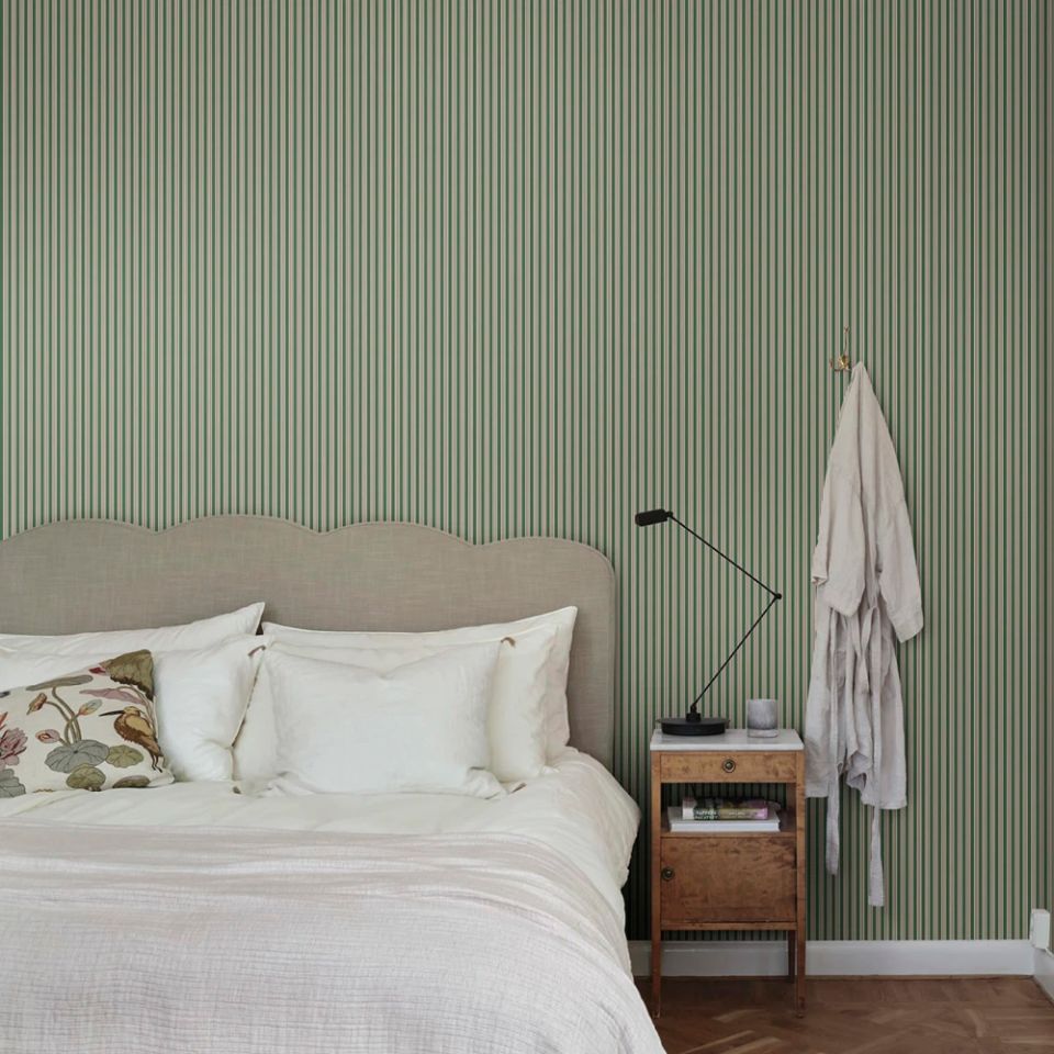 Linn - Green wallpaper | Tidlosa | Sandberg