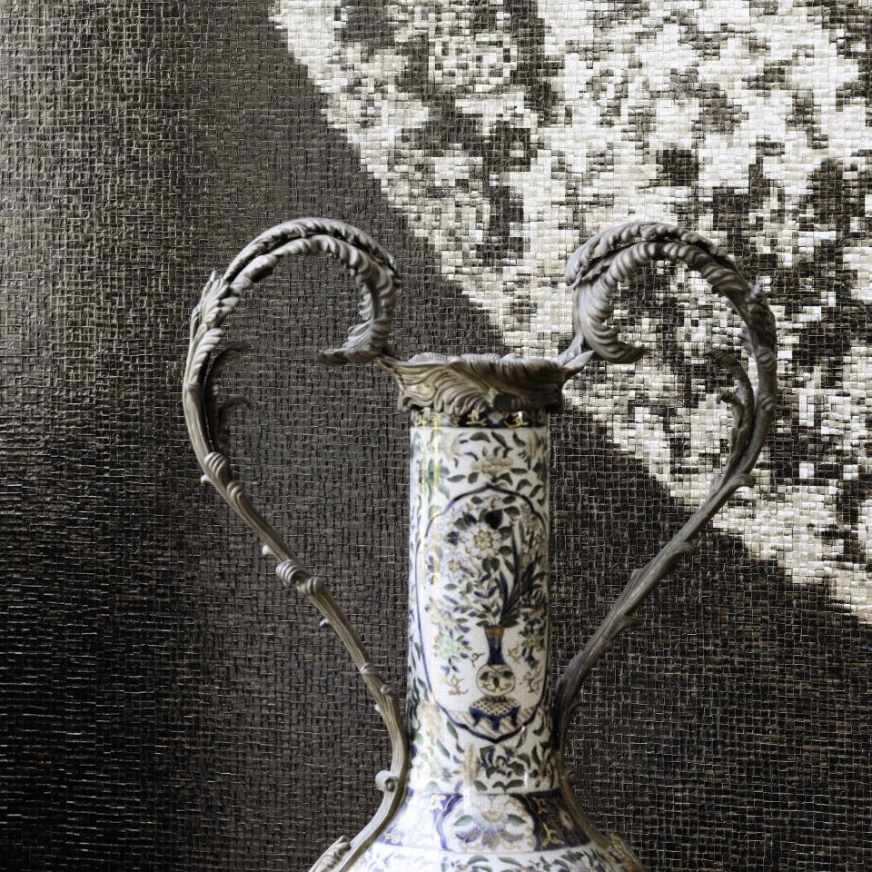 Luna - 01 wallpaper | Parade | Elitis