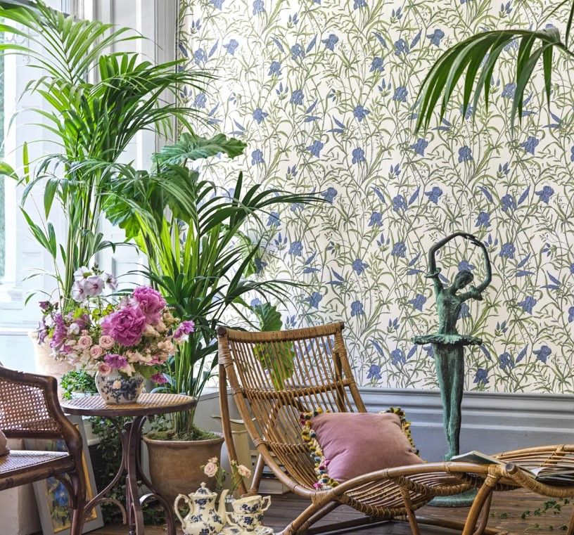 Iris - Iris Blue on Stone wallpaper | Classics Vol. II | Cole & Son