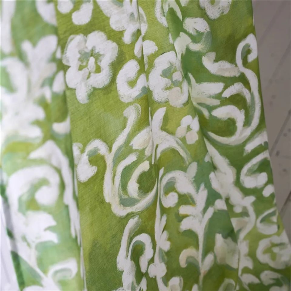 Isolotto - Grass fabric | Ghirlanda Fabrics | Designers Guild