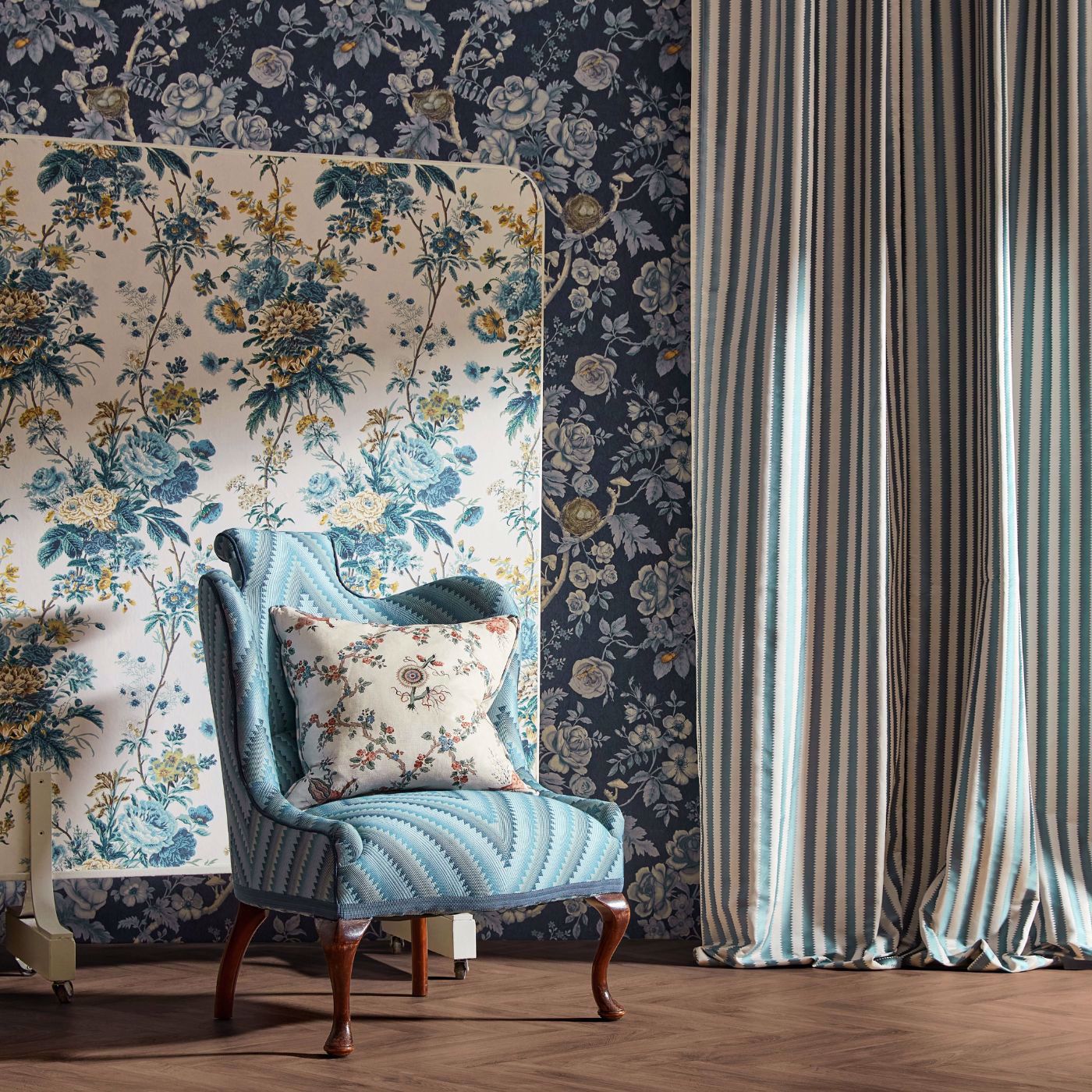 Regency Aperigon - Smog Blue /Linen fabric | Sanderson x Giles Deacon ...