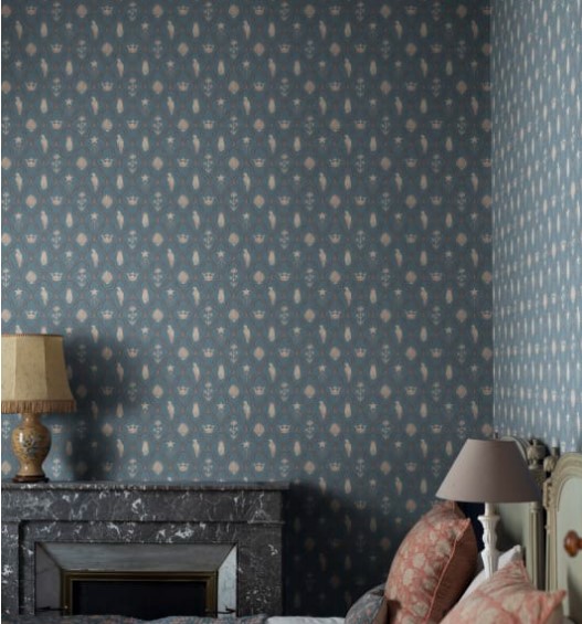 Turtledove Barn - Indigo Blue wallpaper | Pattern stories | Sandberg