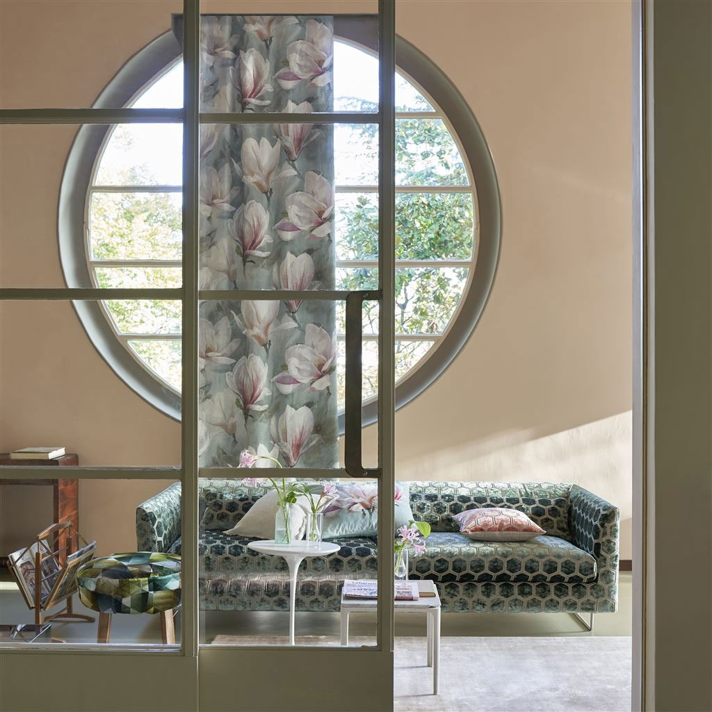 Yulan - Magnolia fabric | Grandiflora Rose | Designers Guild